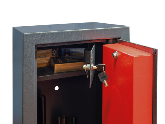 Pioneer Gun Cabinet – 5 Gun Key Locking